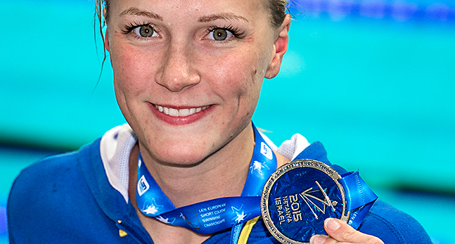 8 Sidor - Medaljerna regnar över Sarah