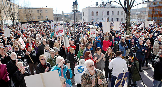 8 Sidor - Stor demonstration i Ådalen
